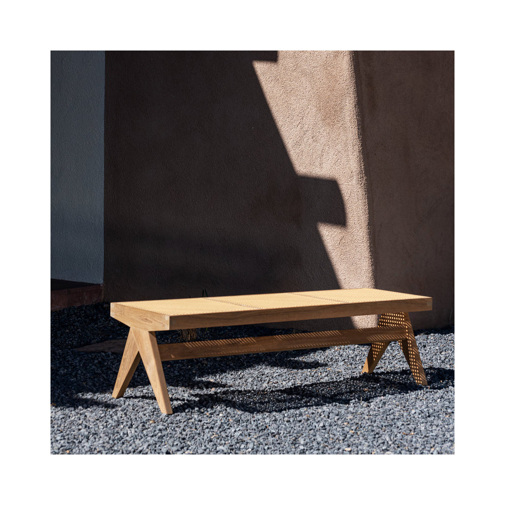 Phantom Hands Teak and Cane Bench – einzigart